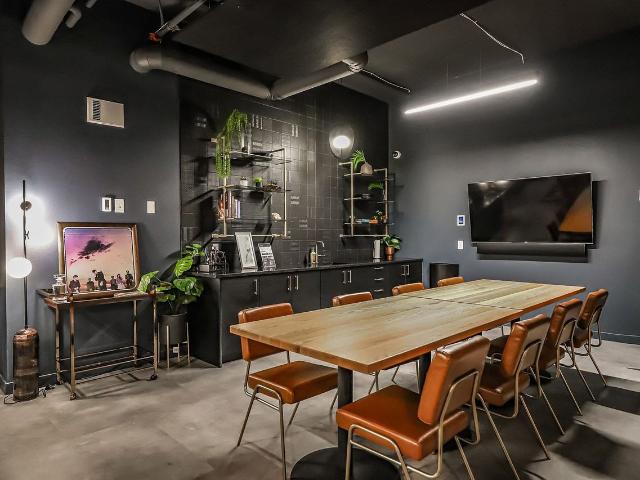 Woodworth Apartments | Vibrant & Luxurious Living in Capitol Hill 1 Bedroom Apartment for Rent at 1225 10th Ave, Seattle, WA 98122 First Hill