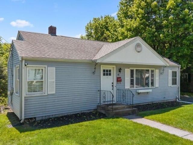 Woodway Dr, Shrewsbury, Home For Sale