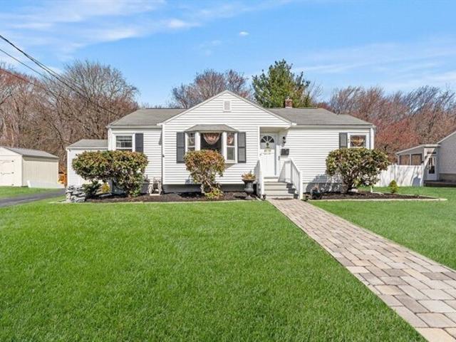Woodway Dr, Shrewsbury, Home For Sale