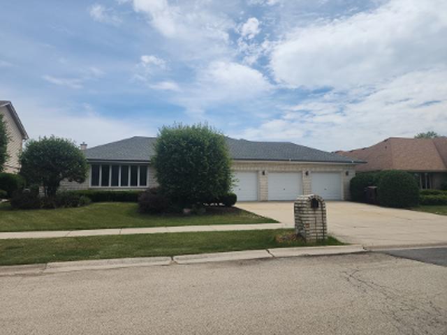Woodward Dr