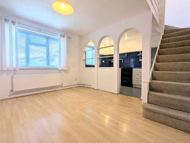 Woodward Drive, Bristol, BS30