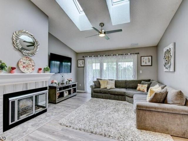 Woodward Ln, Bernards Twp, Condo For Sale