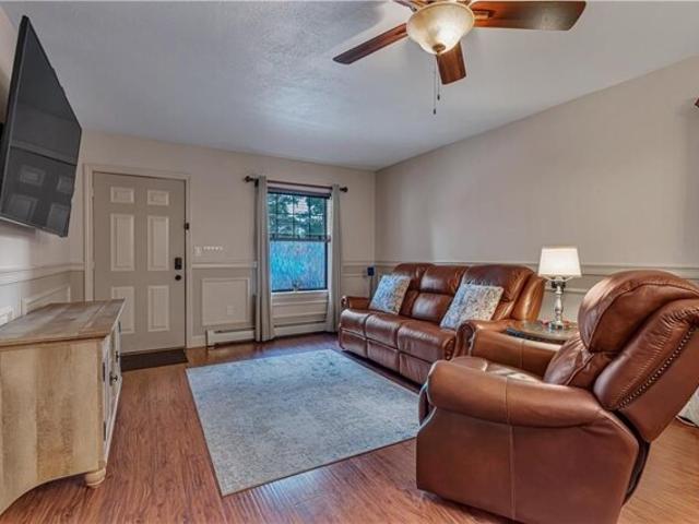Woodward Rd Apt,north Providence, Condo For Sale