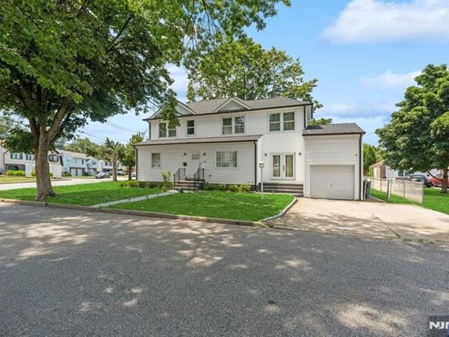 Woodward St, Saddle Brook, Home For Sale