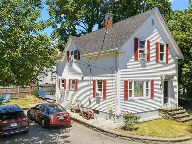 Woodwards Ln, Taunton, Home For Sale