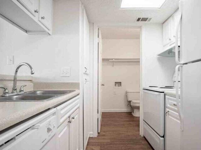 Woodwillow Townhomes 2 Bedroom Apartment for Rent at 3601 Willow Springs Rd, Austin, TX 78704 St. Edwards
