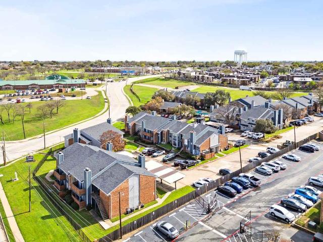 Woodwind Irving 1 Bedroom Apartment for Rent at 3947 Pleasant Run Rd, Irving, TX 75038