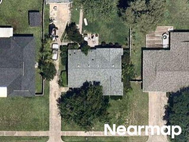 Woodwind Ln