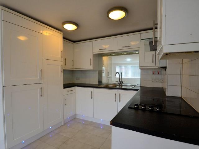 Woodthorpe Road, Ashford TW15, 3 bed flat to rent, £2,000 pcm | PrimeLocation