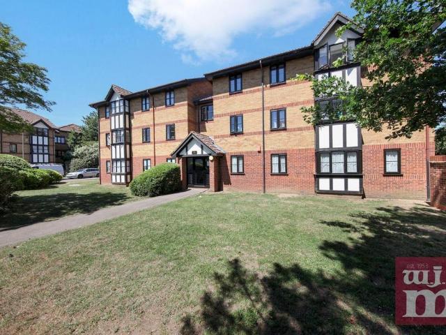 Woodvale Way, Cricklewood, NW11 2 bed flat to rent £1,950 pcm £450 pw
