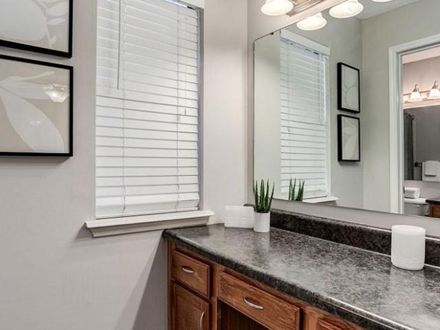 Woodview Apartments 1 Bedroom Apartment for Rent at 3124 Woodview Ridge Dr, Kansas City, KS 66103 Rosedale