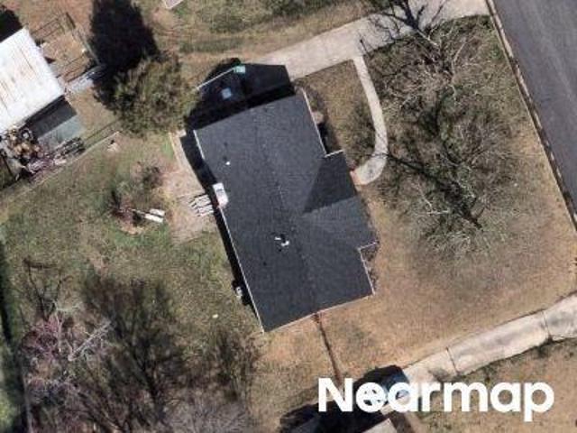 Woodview Dr