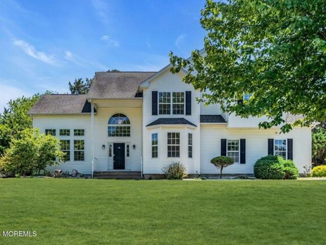 Woodview Dr, Howell, Home For Sale