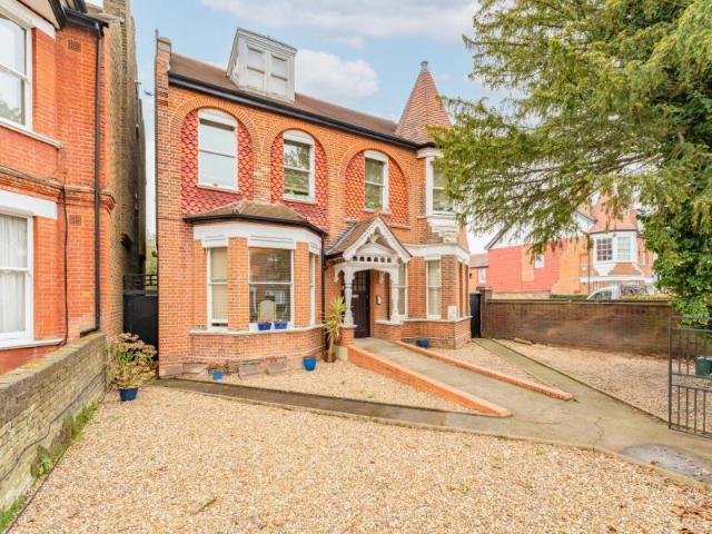 Woodville Gardens, W5 2LL 1 bed apartment to rent £1,900 pcm £438 pw