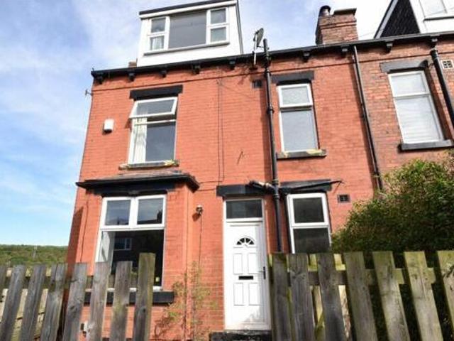 Woodville Grove, Horsforth, 2 Bedroom Terraced
