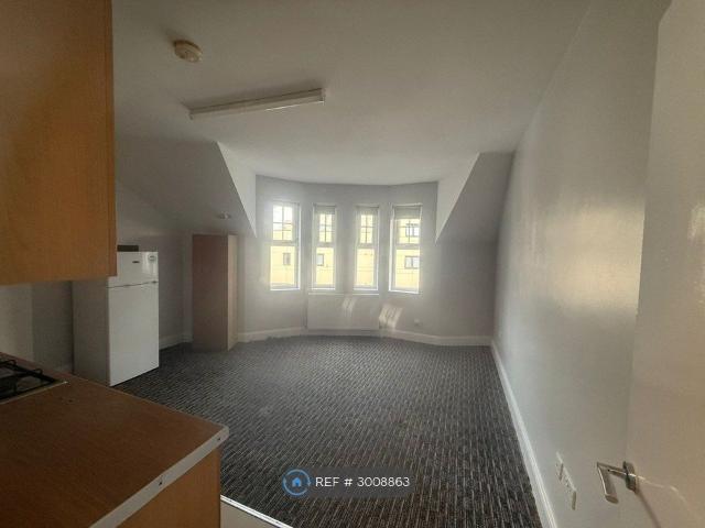 Woodville Road, Thornton Heath CR7, 1 bed flat to rent, £1,200 pcm | PrimeLocation