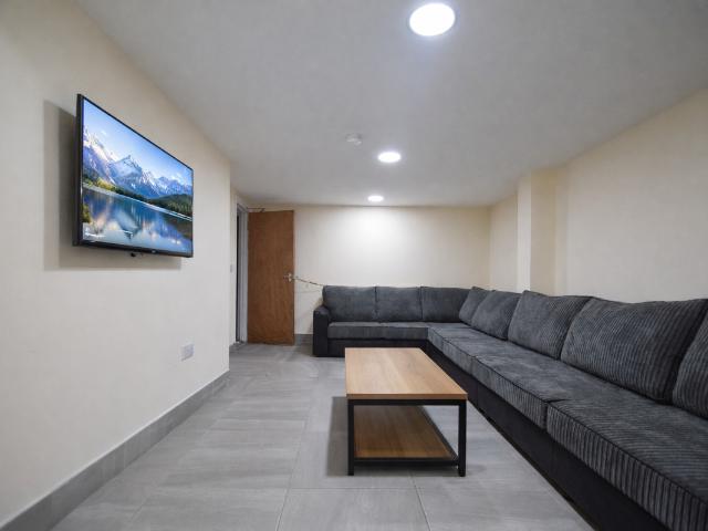 Woodville Road, Cathays CF24, 8 bed terraced house to rent, £4,320 pcm | PrimeLocation