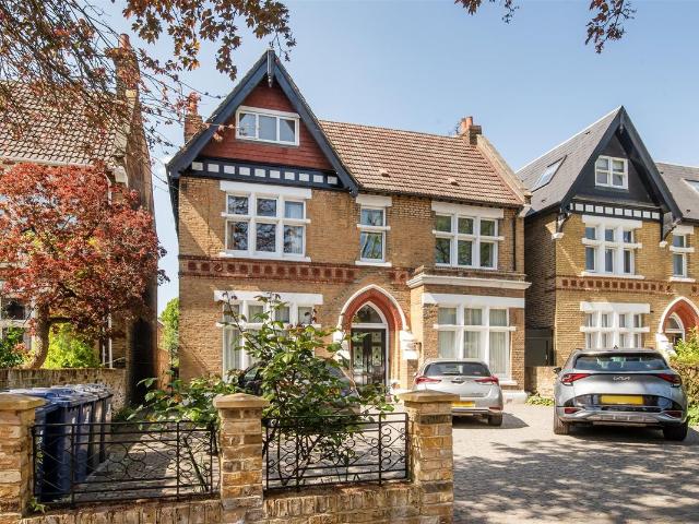 Woodville Road, Ealing W5, 2 bed flat to rent, £2,400 pcm | PrimeLocation