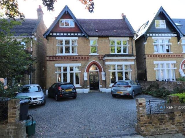 Woodville Road, London, W5 2 bed flat to rent £2,200 pcm £508 pw