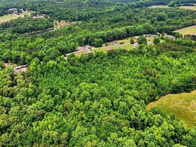 Woodville Rd, Greenville, SC 29669