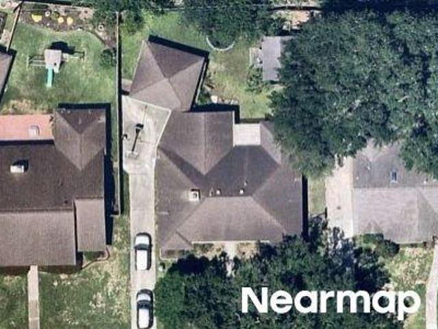 Woodvine Dr