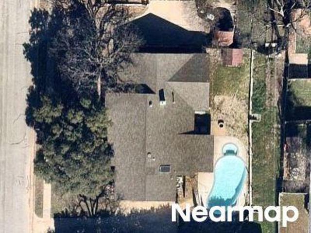 Woodvine Dr