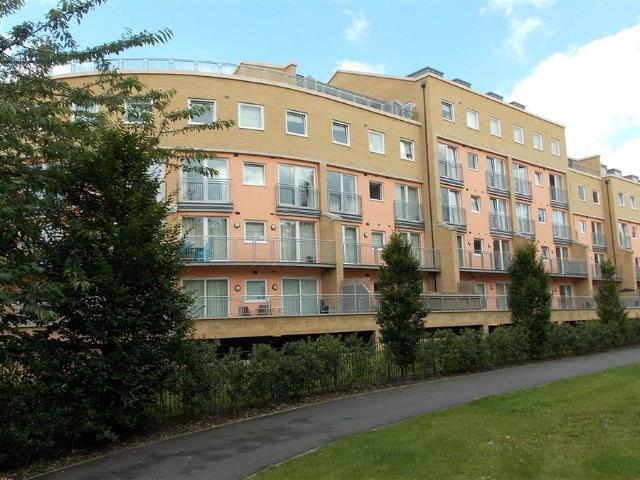 Wooldridge Close, Bedfont TW14, 1 bed flat to rent, £1,250 pcm | PrimeLocation