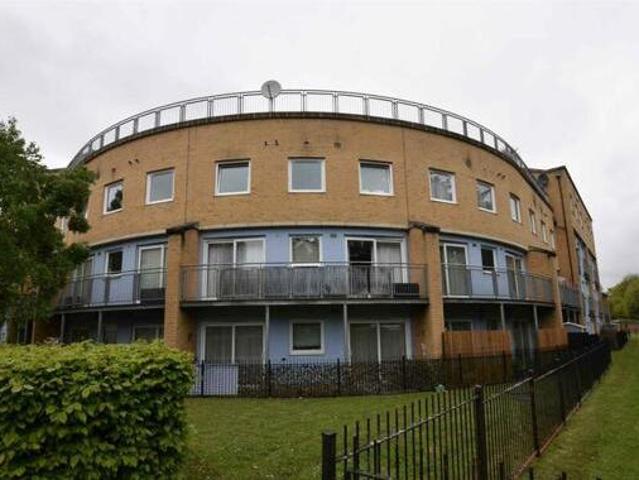 Wooldridge Close, Feltham, 1 Bedroom Flat