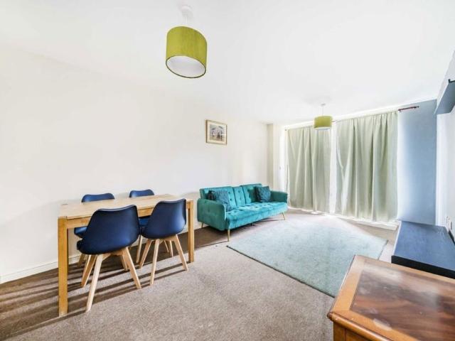 Wooldridge Close, TW14, London