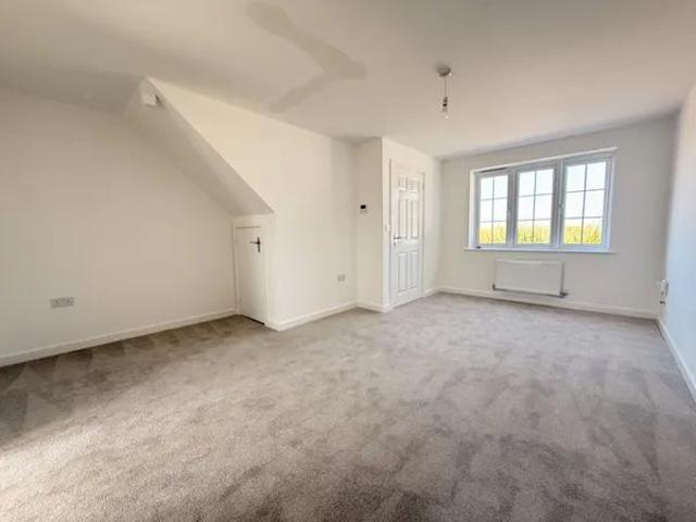 Woolf Way, Kirkby In Ashfield, NG17, Property for rent