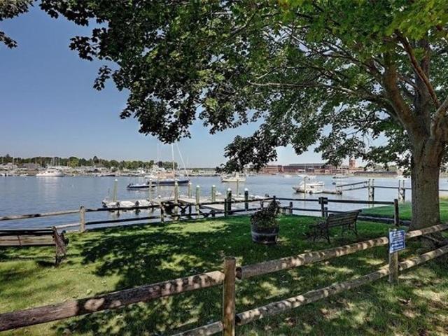 Woollett Ct, Barrington, Home For Sale