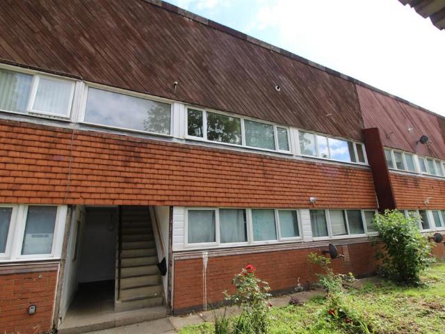Woolmans, Fullers Slade, Milton Keynes 2 bed flat to rent £1,175 pcm £271 pw