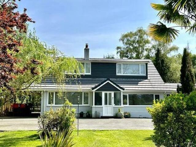 Woolsbridge Road, Ashley Heath, 4 Bedroom Detached