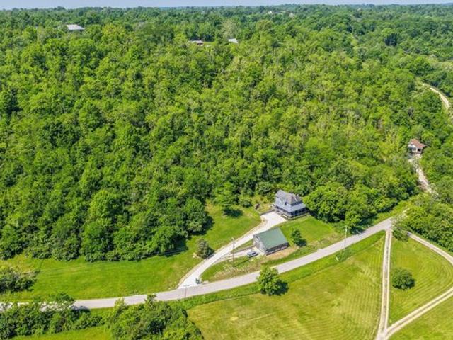 Woolper Rd, Petersburg, KY 41080