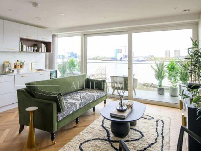Woolwich, London, 2 Bedroom Flat