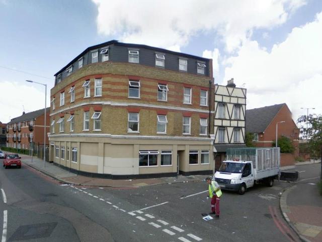 Woolwich Manor Way, London E16, Studio to rent, £1,250 pcm | PrimeLocation