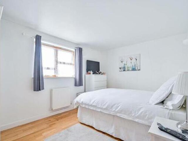 Woolwich Road, Greenwich, 2 Bedroom Flat