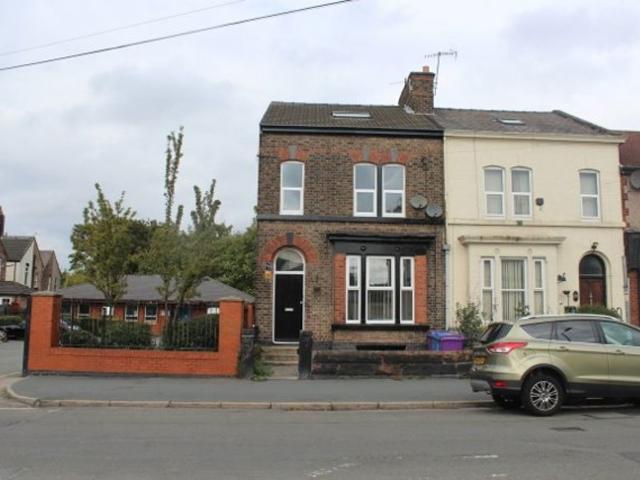 Woolton Road, Liverpool L19, 2 bed flat to rent, £950 pcm | PrimeLocation