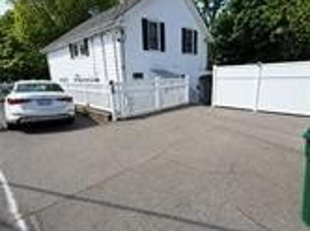 Woonsocket, RI 02985