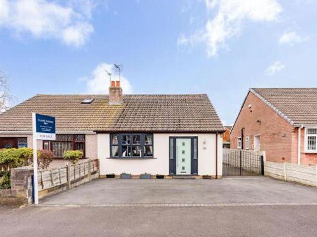 Woburn Avenue, Leigh, 2 Bedroom Semi detached
