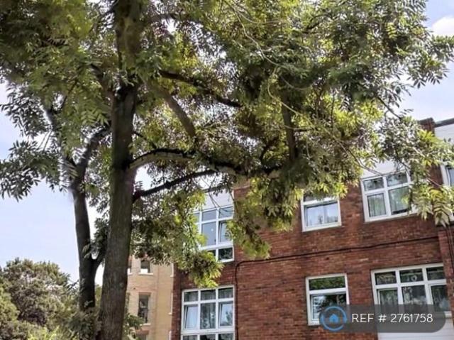 Woking Close, London, SW15 4 bed maisonette to rent £2,750 pcm £635 pw