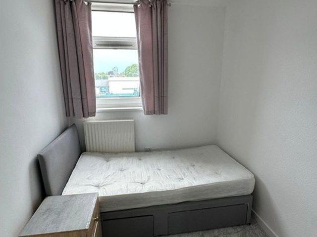 Woking Close, London SW15, Room to rent, £750 pcm | PrimeLocation