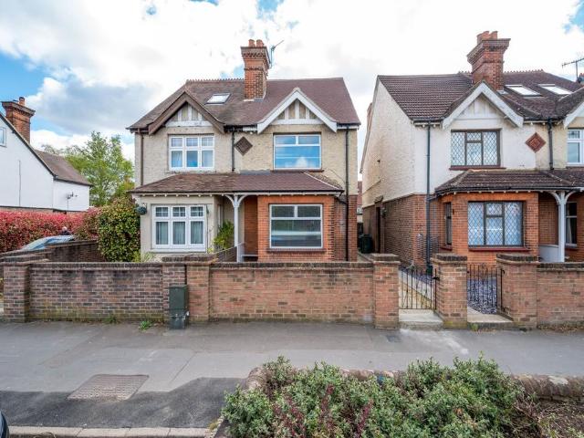 Woking Road, Guildford, Guildford, GU1 3 bed semi detached house to rent £2,750 pcm £635 pw