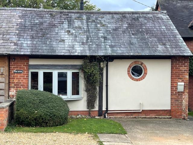 Wolverton Fields, Norton Lindsey CV35, 1 bed lodge to rent, £1,000 pcm | PrimeLocation