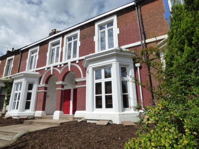 Wolverhampton Road, Stafford ST17, 2 bed flat to rent, £795 pcm | PrimeLocation