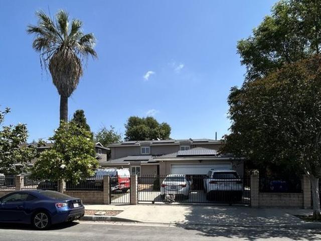 Wolcott Pl, Mission Hills, CA 91345