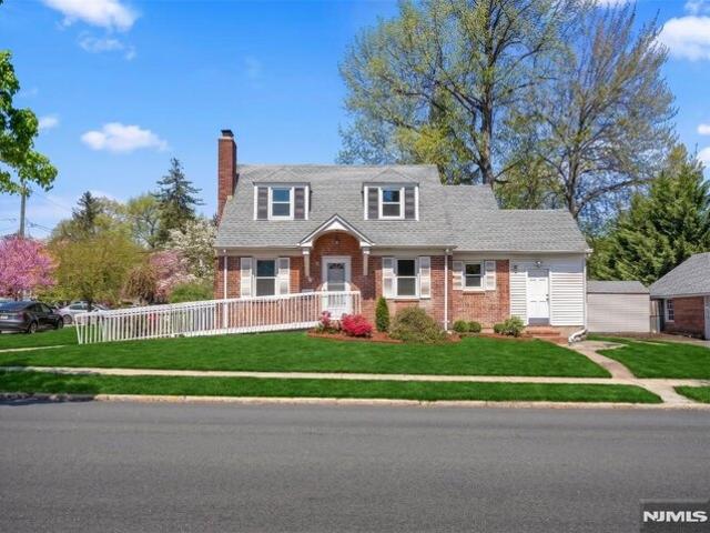 Wolcott Rd, Dumont, Home For Sale