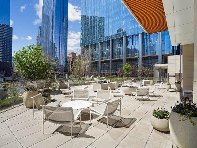 Wolf Point East 1 Bedroom Apartment for Rent at 313 313 W Wolf Point Plaza Drive, Chicago, IL 60654 Near North Side