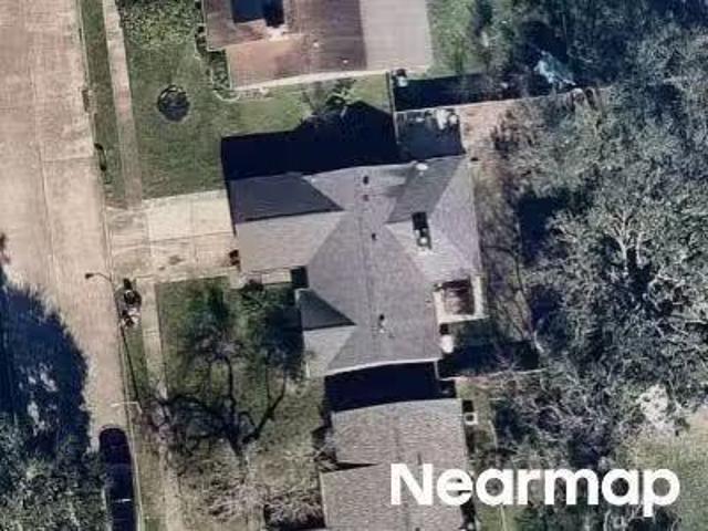 Wolfboro Dr