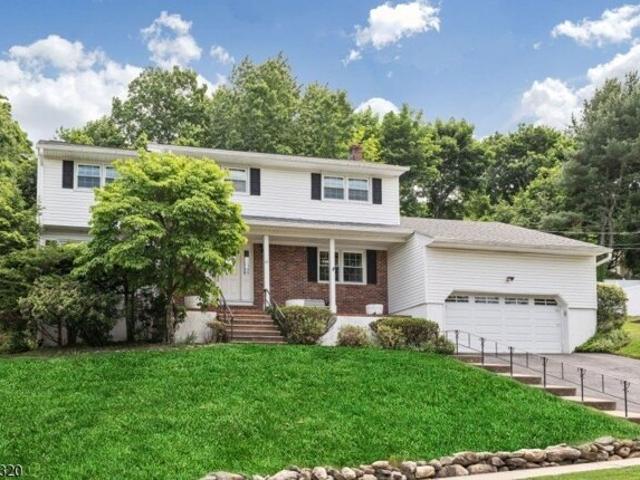 Wolfe Dr, Wanaque, Home For Sale